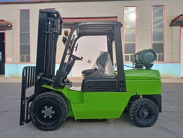 4 Ton LPG Powered Forklift Duplex 4m Warehouse Forklift 4000kgs Dual Fuel