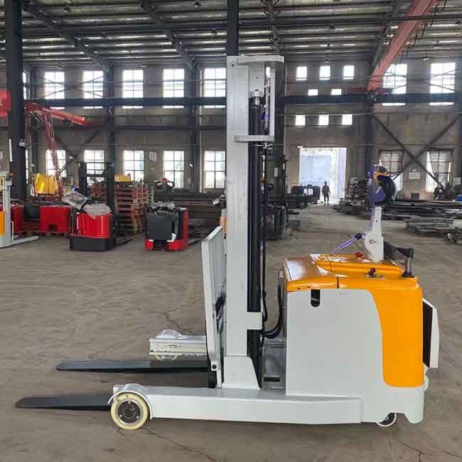 CQD20A-25 Walk Behind Reach Forklift 2000kgs Pallet Stacker With Reach